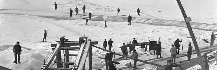 Twitter Re-enactment: The Ice Wars | Milwaukee Public Museum